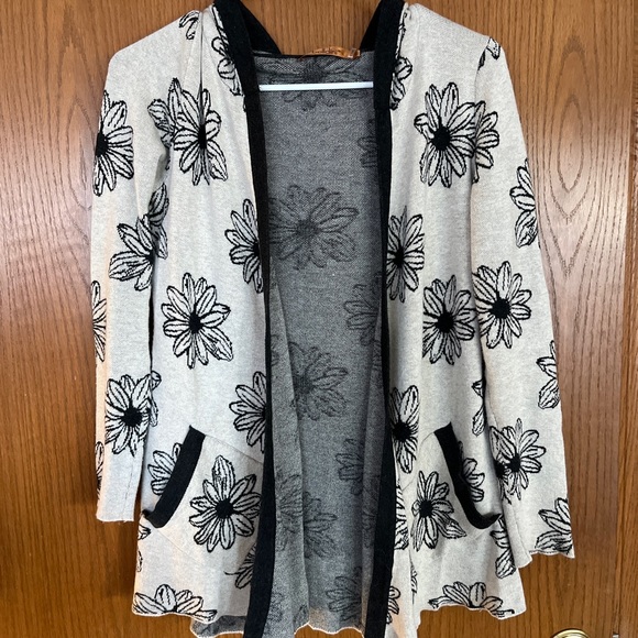 Belldini | Sweaters | Womens Super Cute Belldini Floral Cardigan | Poshmark